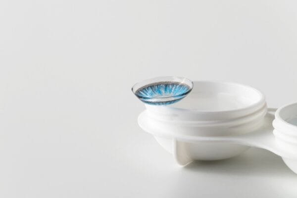 New to Colored Contacts? Here's What You Need to Know... - The Health ...